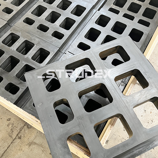 Modular Rubber Screen Panels with Buffer Strips for Primary Screening ...